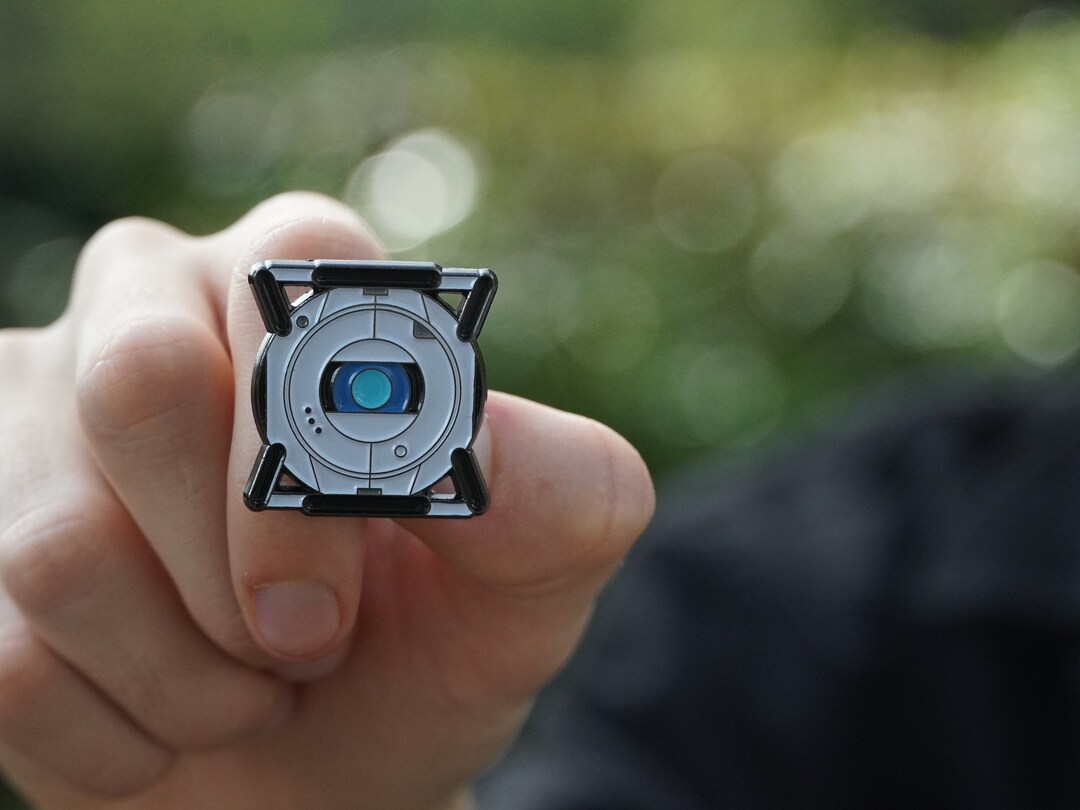Wheatley Portal Pin - Aperture Science Enamel Pin - Etsy
