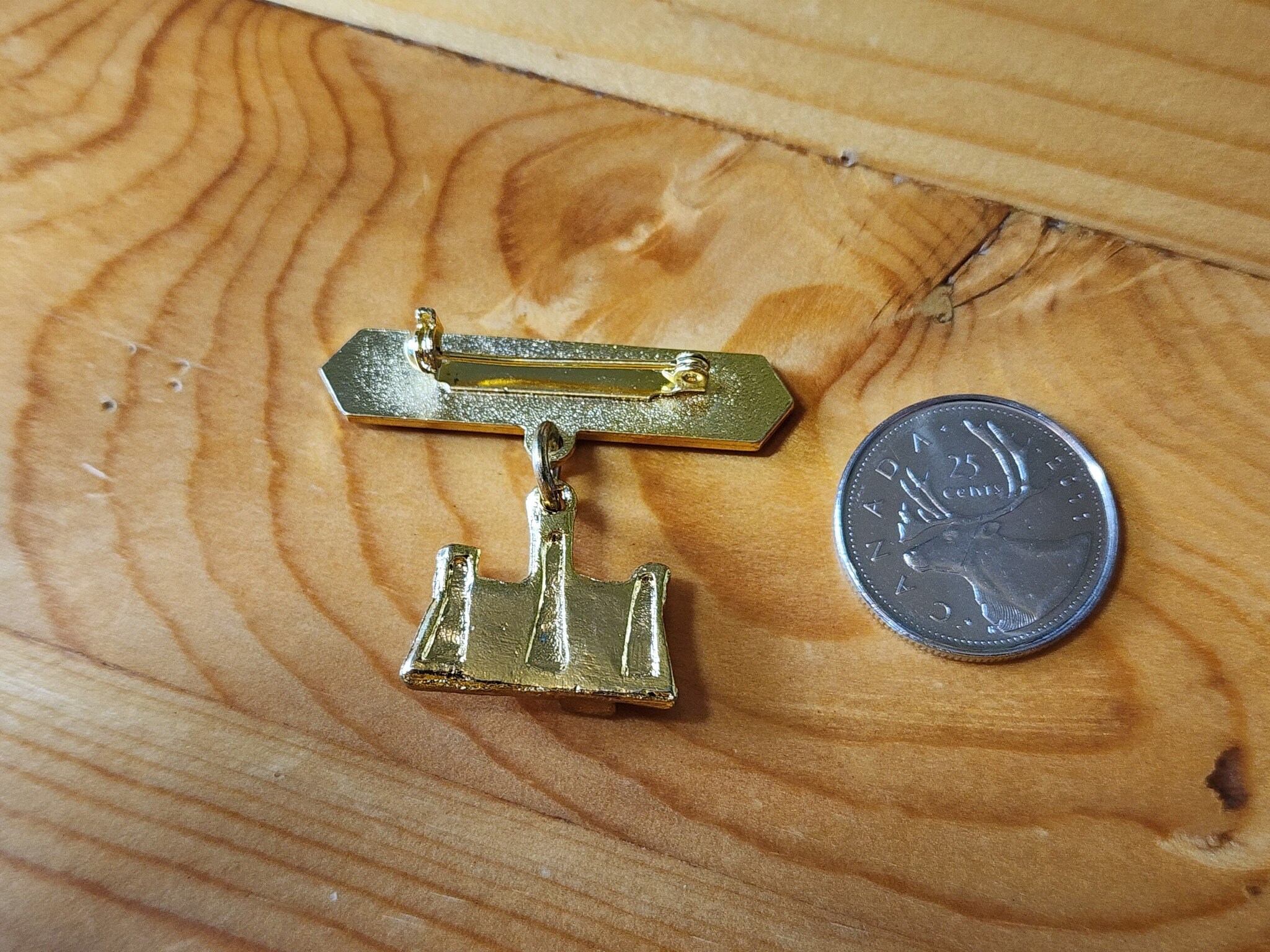Vintage Peterborough Lift Lock Brooch – Gold Toned Enamel Pin - Etsy