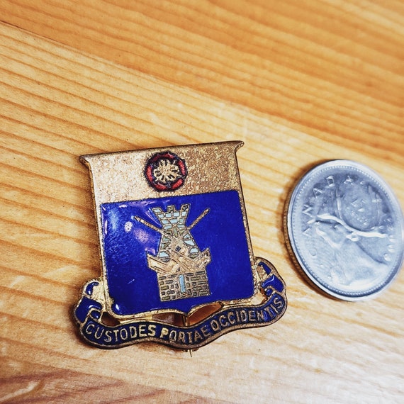 WW2 US Army 186th Infantry Regiment DUI Crest "Custod… - Gem