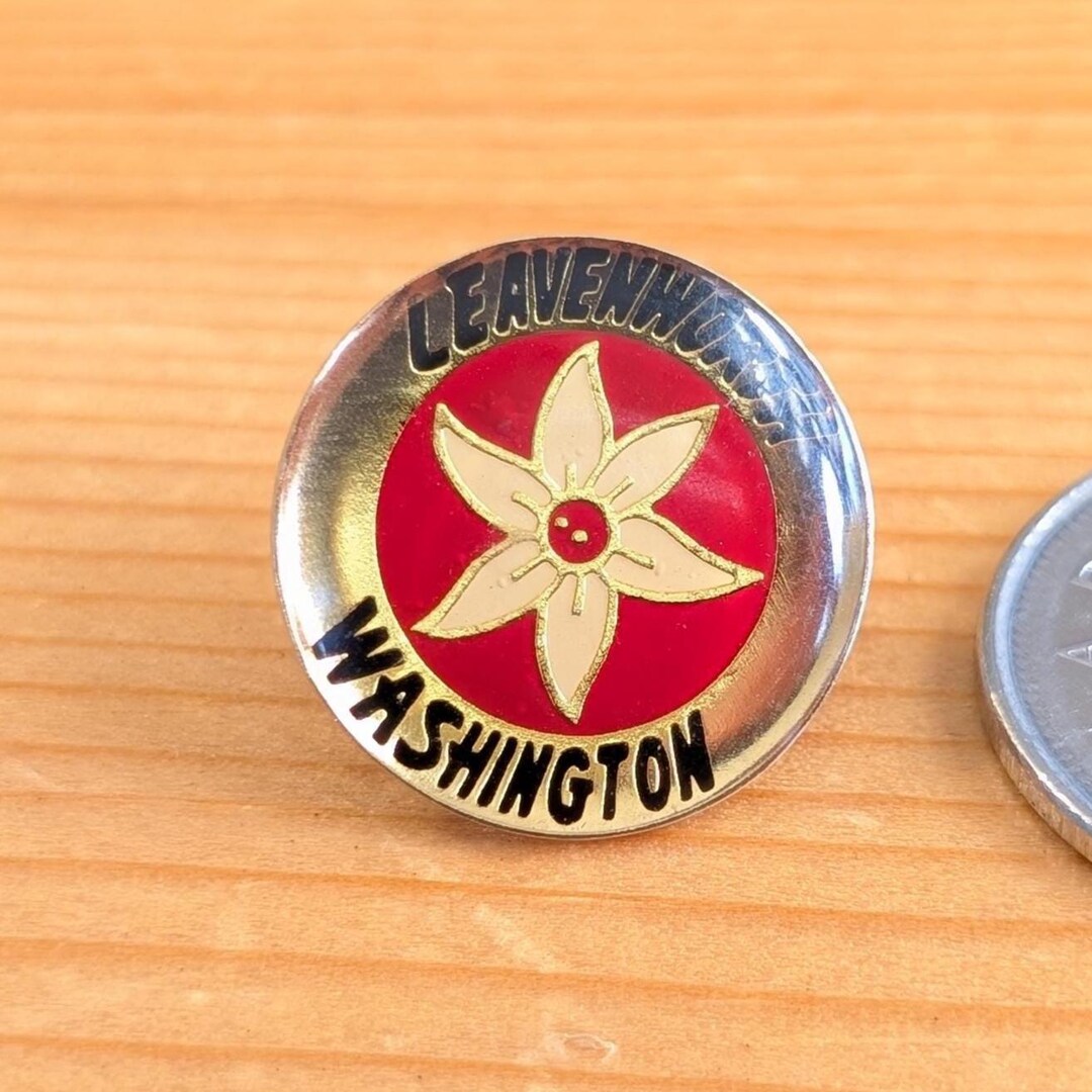 Leavenworth Washington USA Brooch Pin Unique Rare Hat Pin Lapel Pin ...