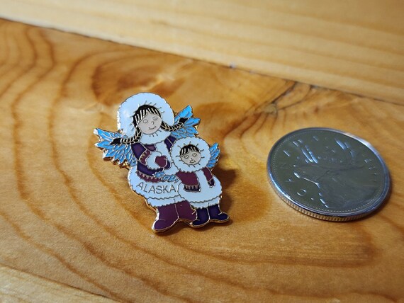 Alaska - Beautiful Vintage Alaskan Brooch Pin Unique … - Gem