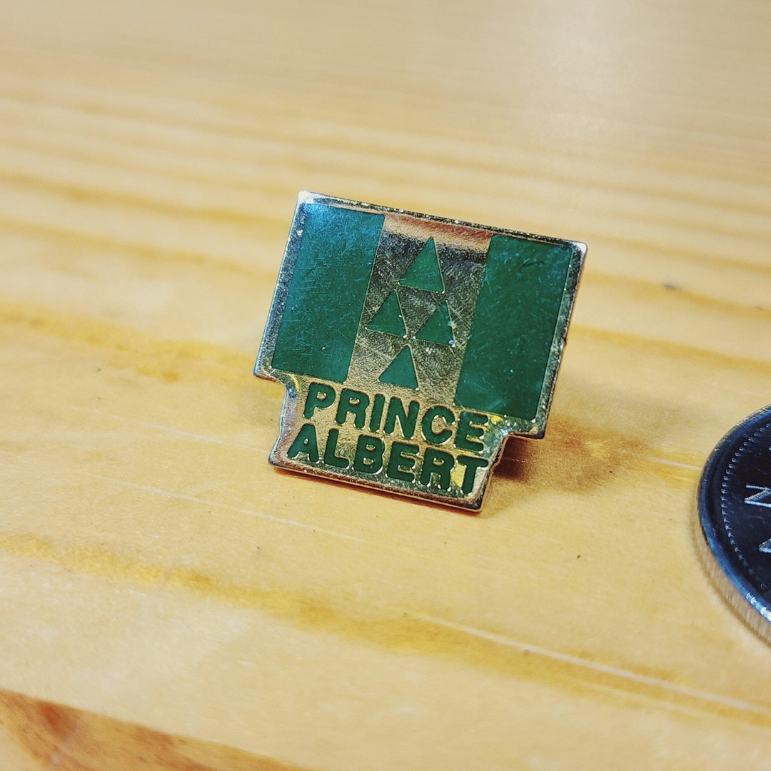 Vintage Enamel Prince Albert Brooch Pin - Gold & Green Lapel Pin - Etsy