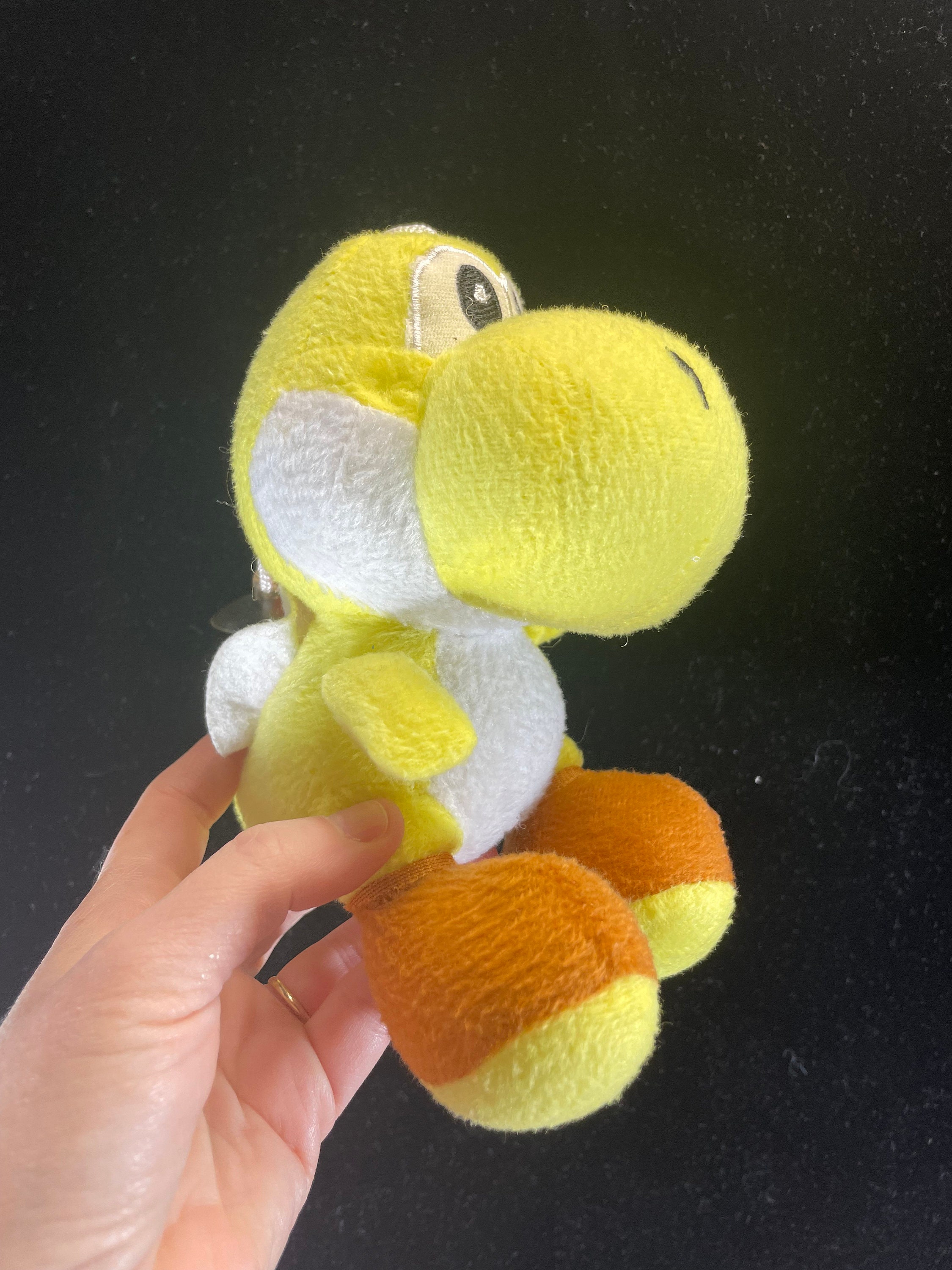 Super Nintendo Yellow Yoshi Mario Bros. Toad Stool Mushroom Donkey Kong ...