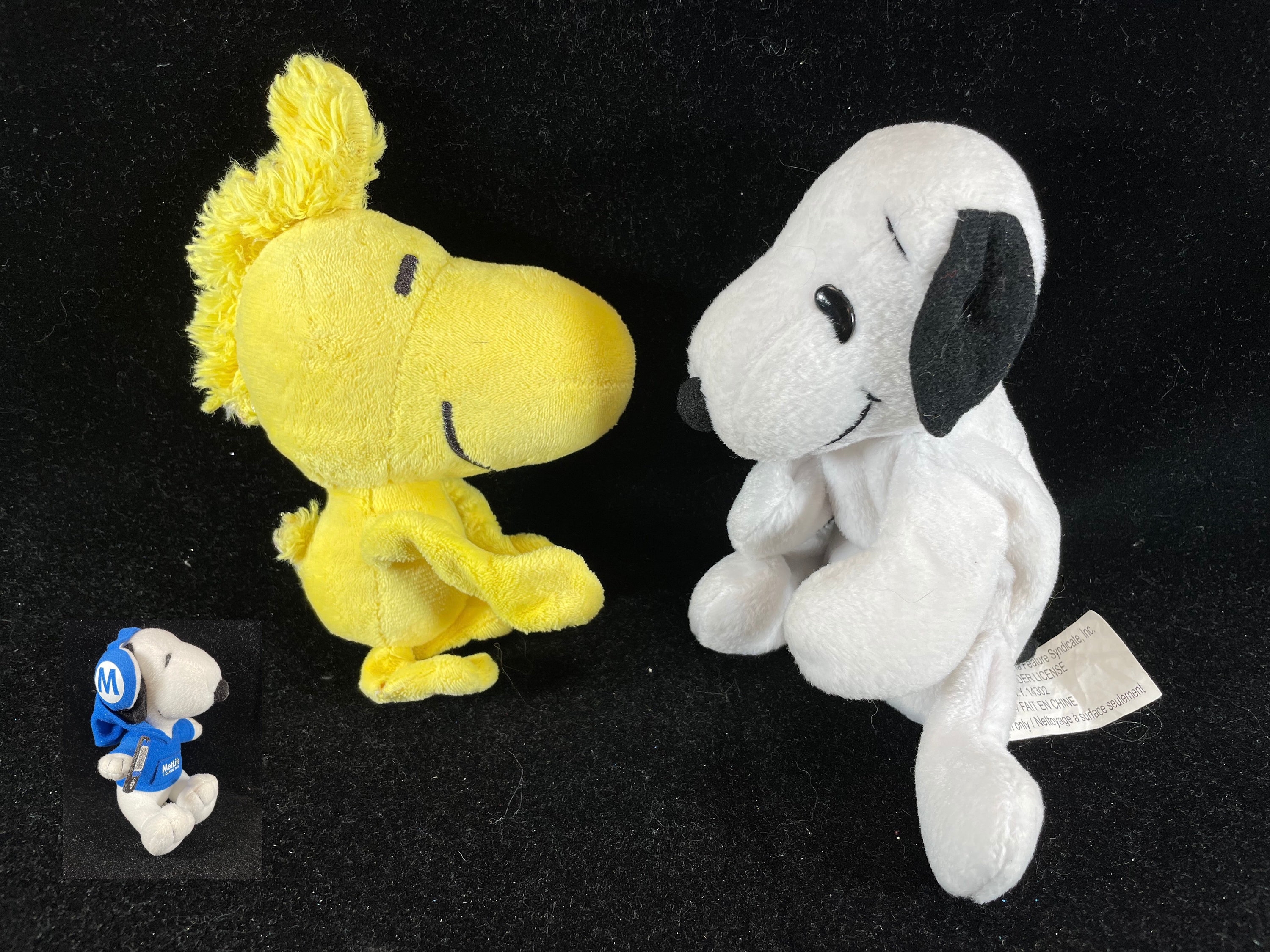 Mini Peanuts Snoopy Dog and Woodstock Bird Bark With Blue Sweatshirt ...