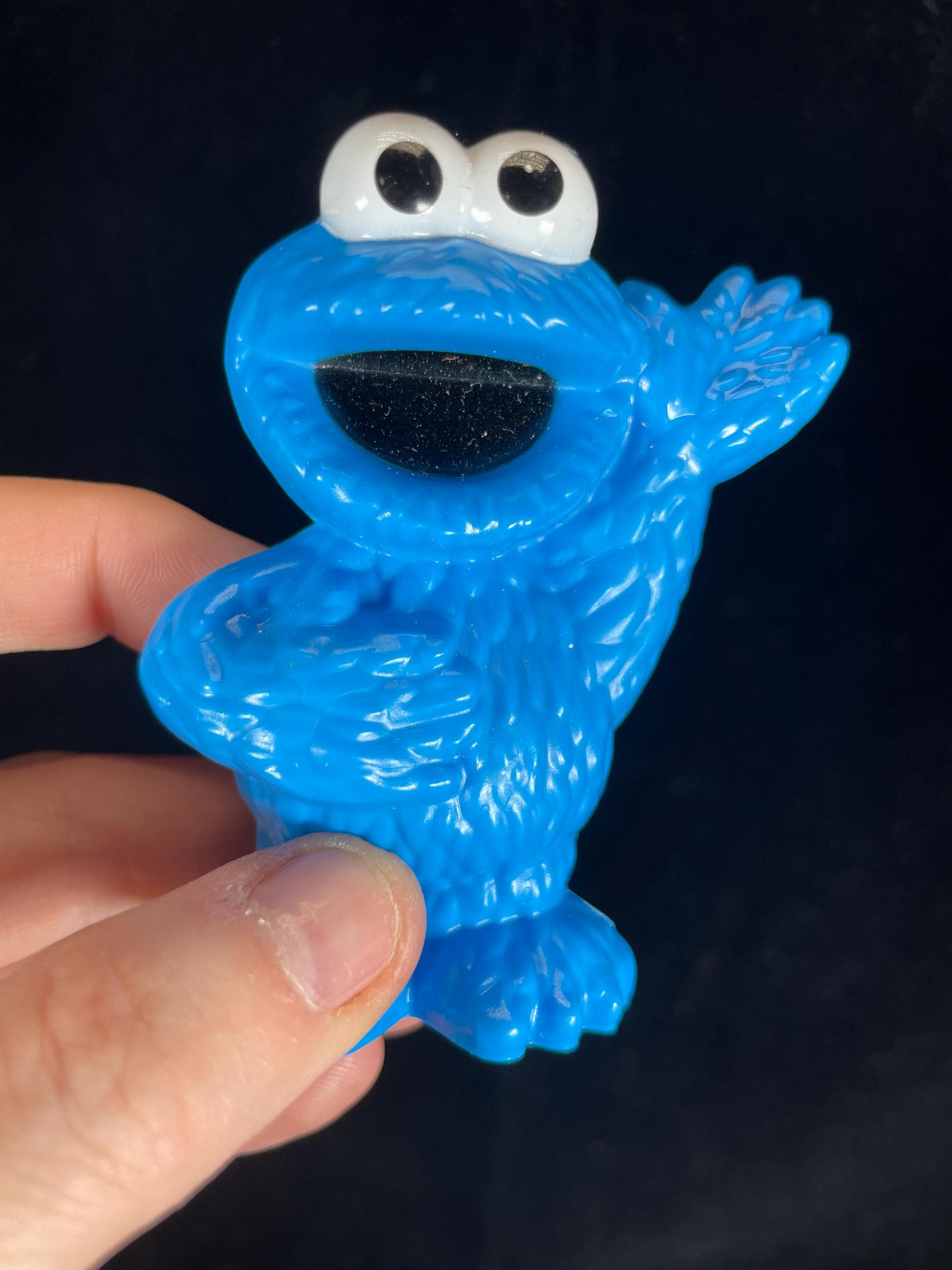 Sesame Street Figures: Cookie Monster, Elmo, Oscar, Count, Big Bird ...