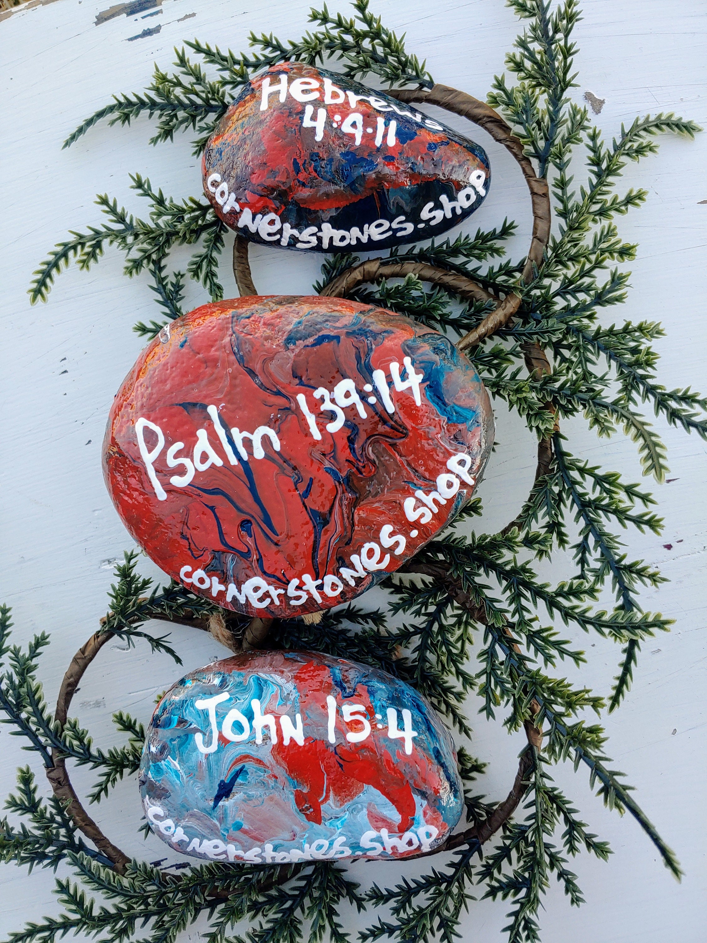 Home & Living Rocks & Geodes 3-4 inches in length on average Hand ...