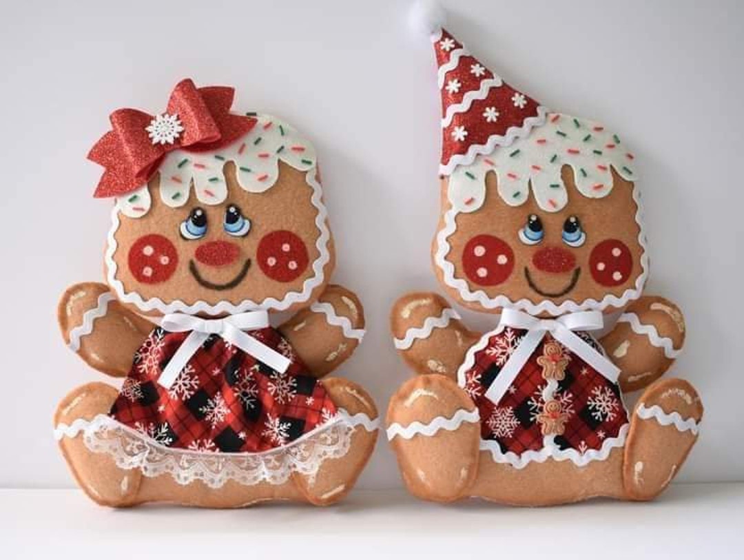 Preorder Gingerbread Boy/girl Wreath Attachment, Door/wall Hanger ...