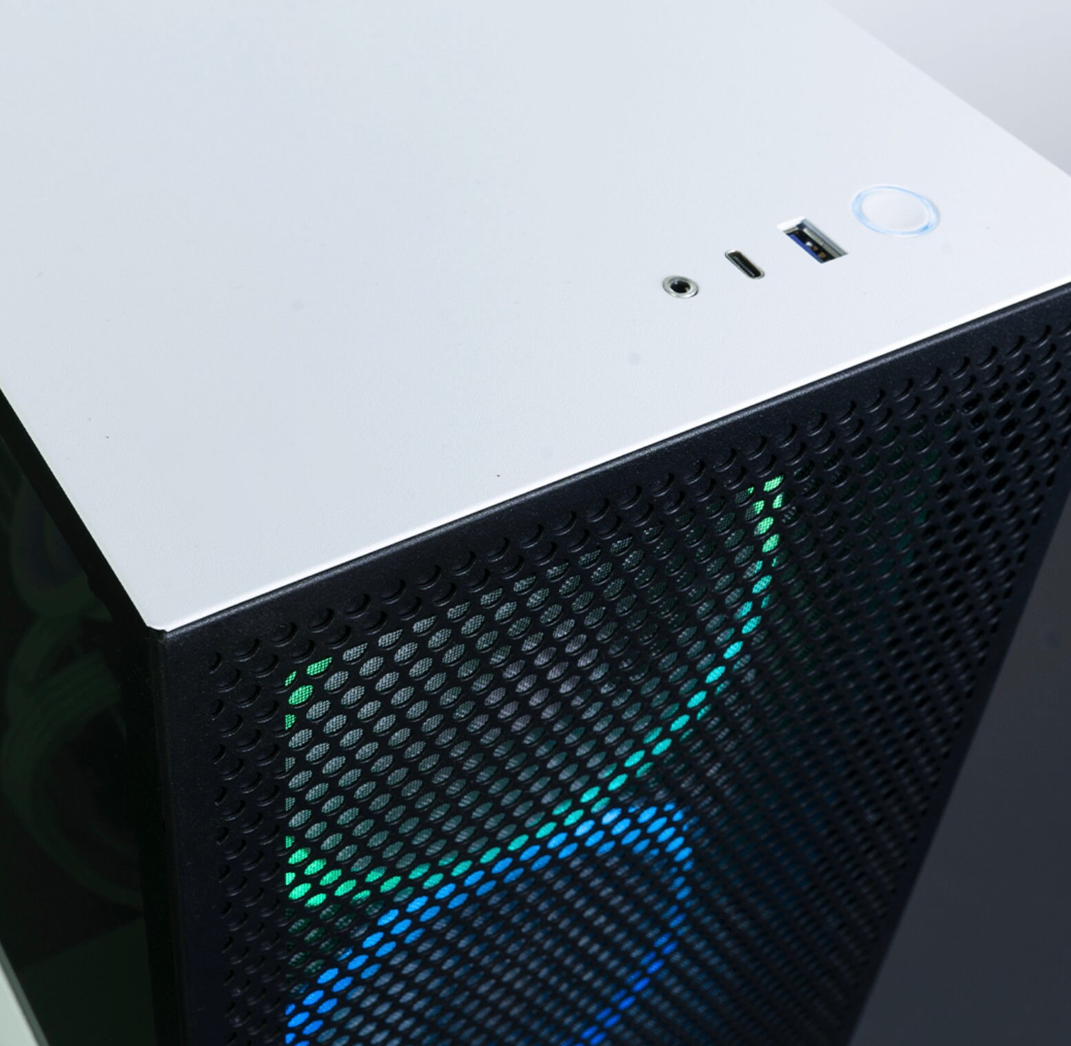 High End Customizable White Gaming PC! Pick and Choose Your Own Options ...