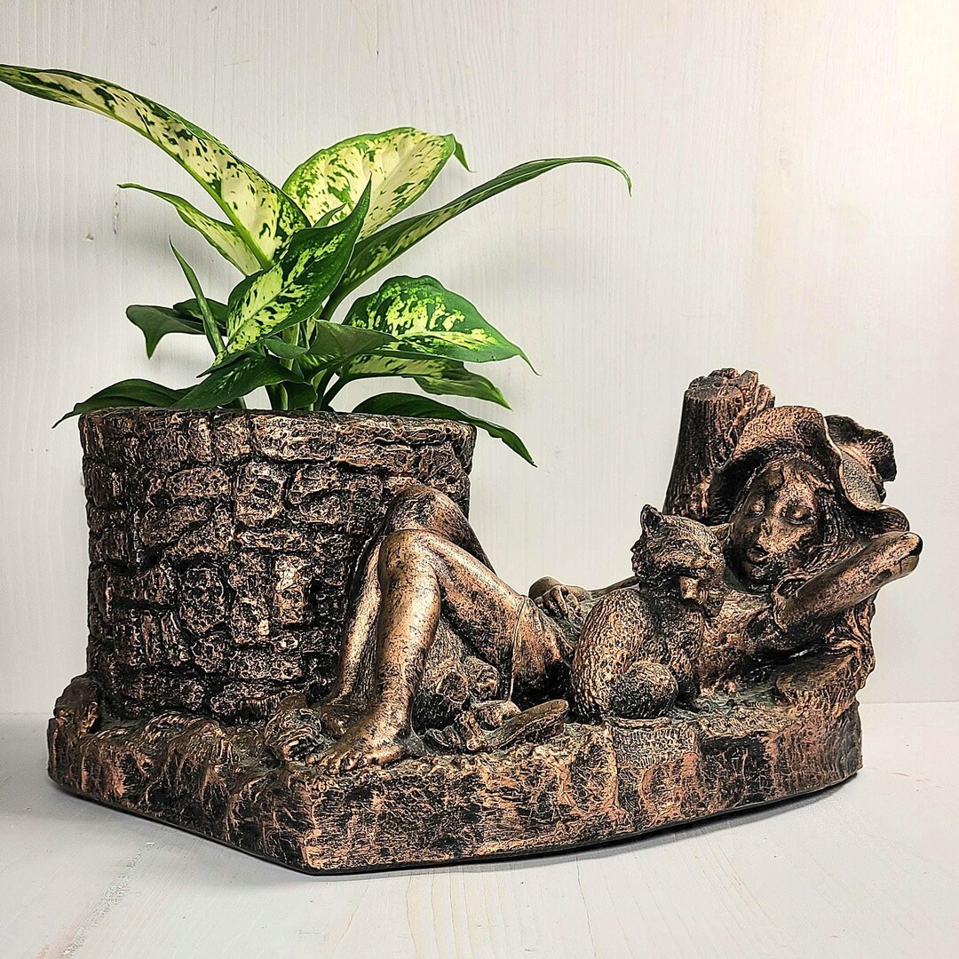 Vintage Syroco Planter, Coppercraft Guild Plant Pot. Girl and Cat ...