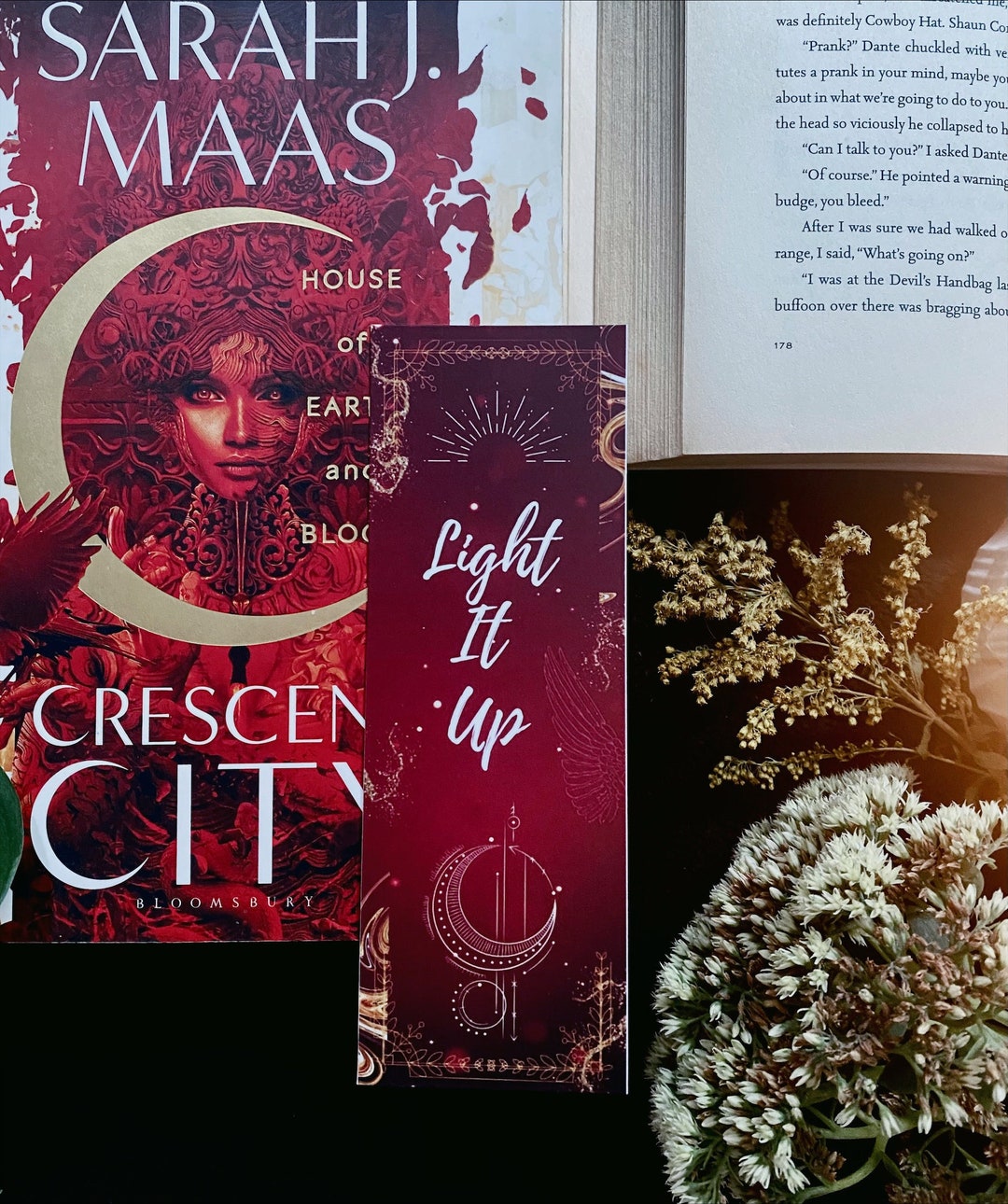 Crescent City Bookmark - Etsy Australia