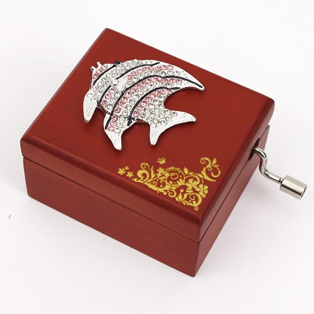 18-notes Pink Cute Fish Wood Hand Crank Music Box | Custom Engraving ...