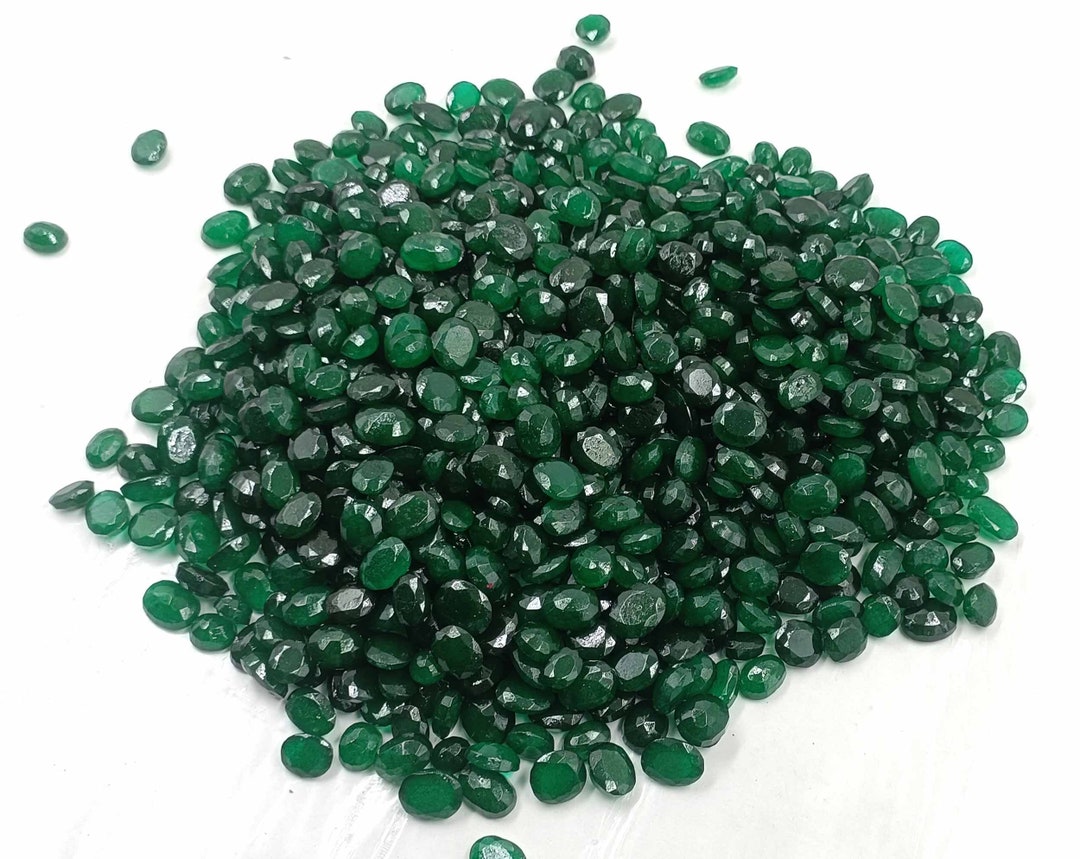 Emerald 500 Carat Lot Oval Shape Green Emerald Quartz From Colombia IGL ...
