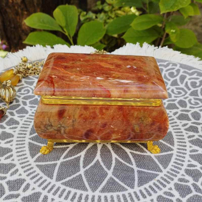 Alabaster Box - Etsy