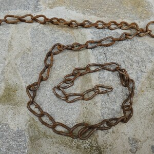 Vintage Metal Chain, Old Rusty Iron Chain, Garden Decoration, Porch ...