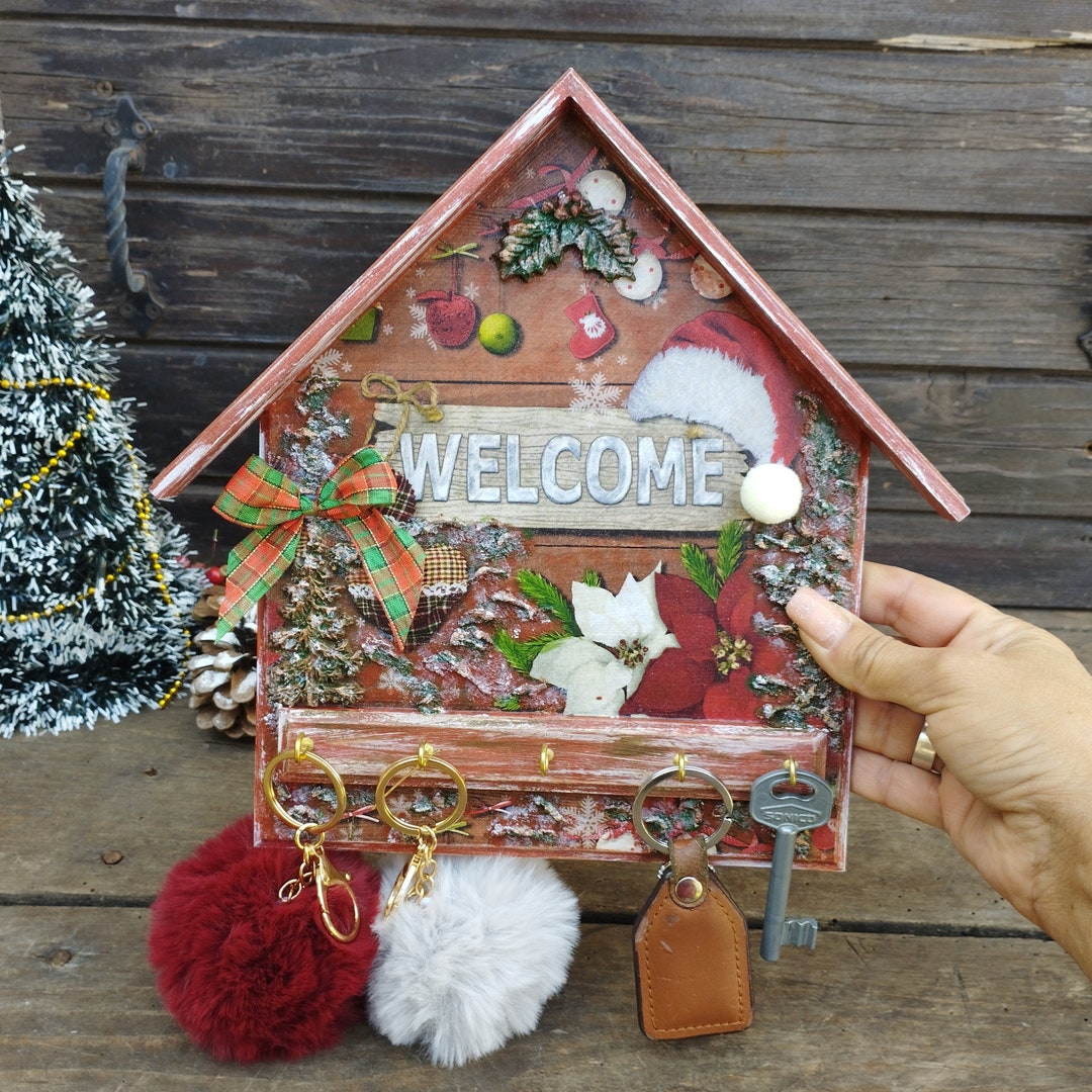 Wooden Key Holder With Inscription Welcome, Christmas Key Holder With ...