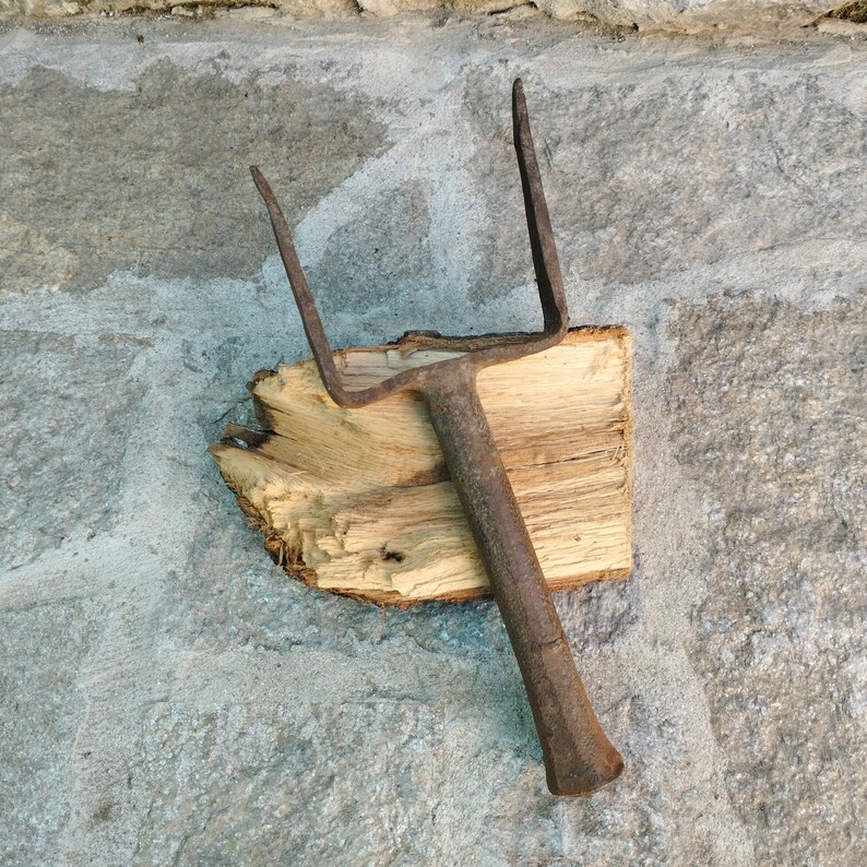Antique Hand Forged Iron Primitive Anvil: Rustic Farmhouse Decor - Etsy