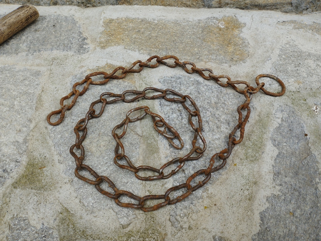 Retro Metal Chain, Old Rusty Chain, Vintage Iron Chain, Wall Decor ...