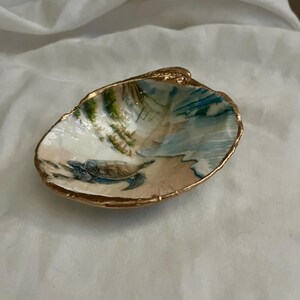 Sea Turtle Trinket Dish, Clam Shell Decor, Shell Art, Turtles, Unique ...