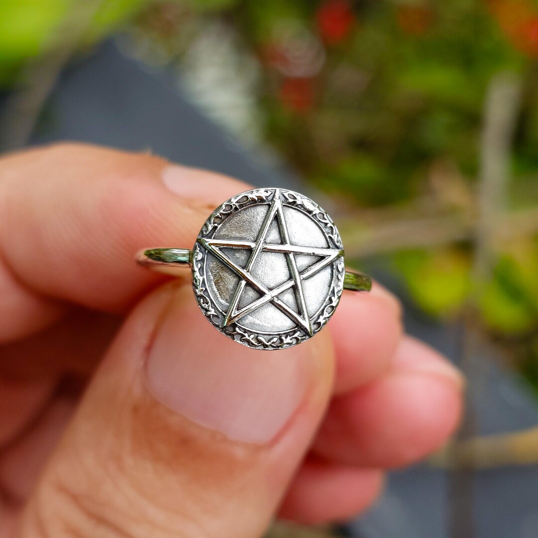 Pentagram Signet Ring: 925 Sterling Silver Wiccan Pagan Jewelry, 3D ...