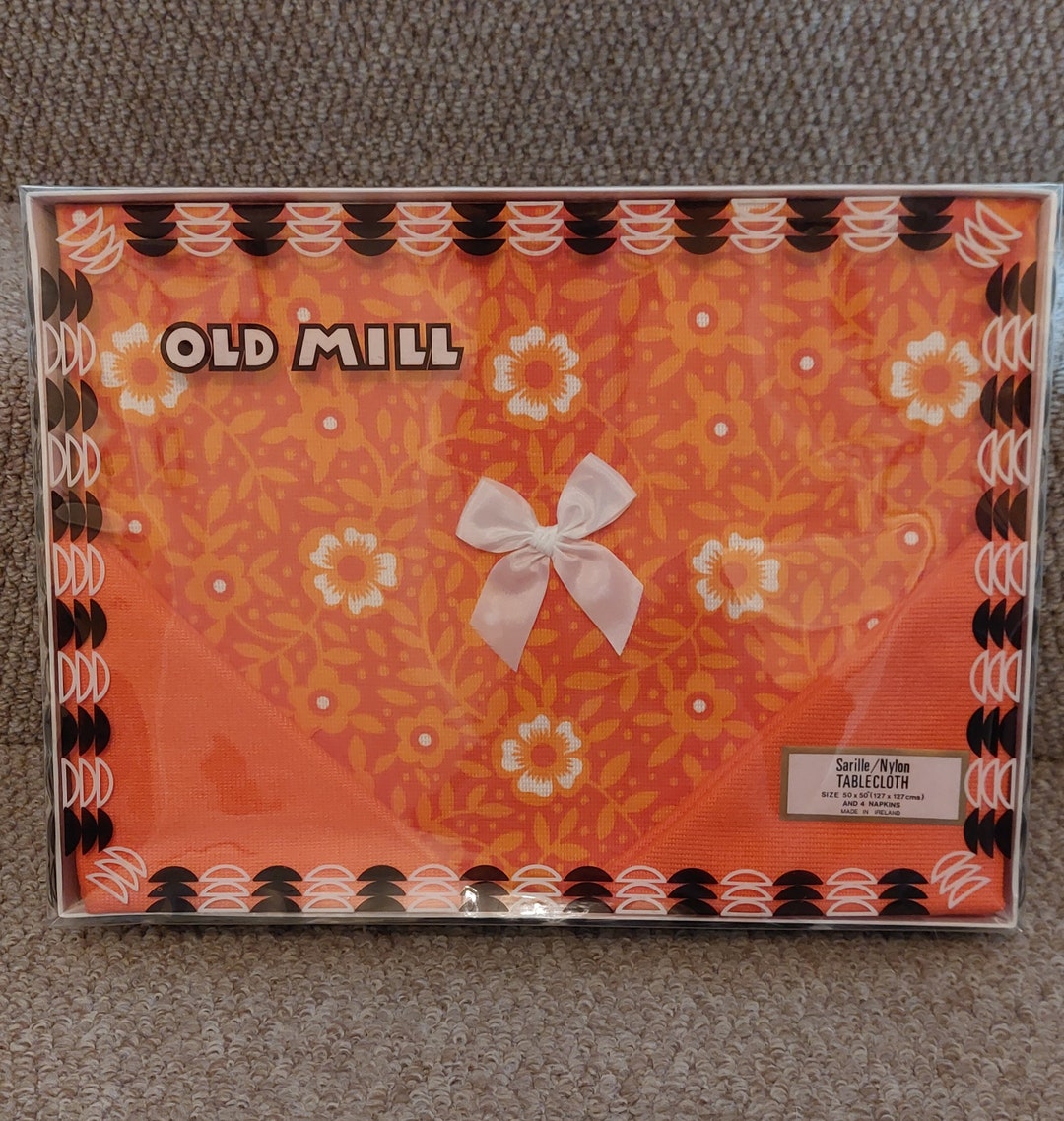 Vintage Retro 1970s Old Mill Sarille Nylon 50x50" Tablecloth and 4 ...