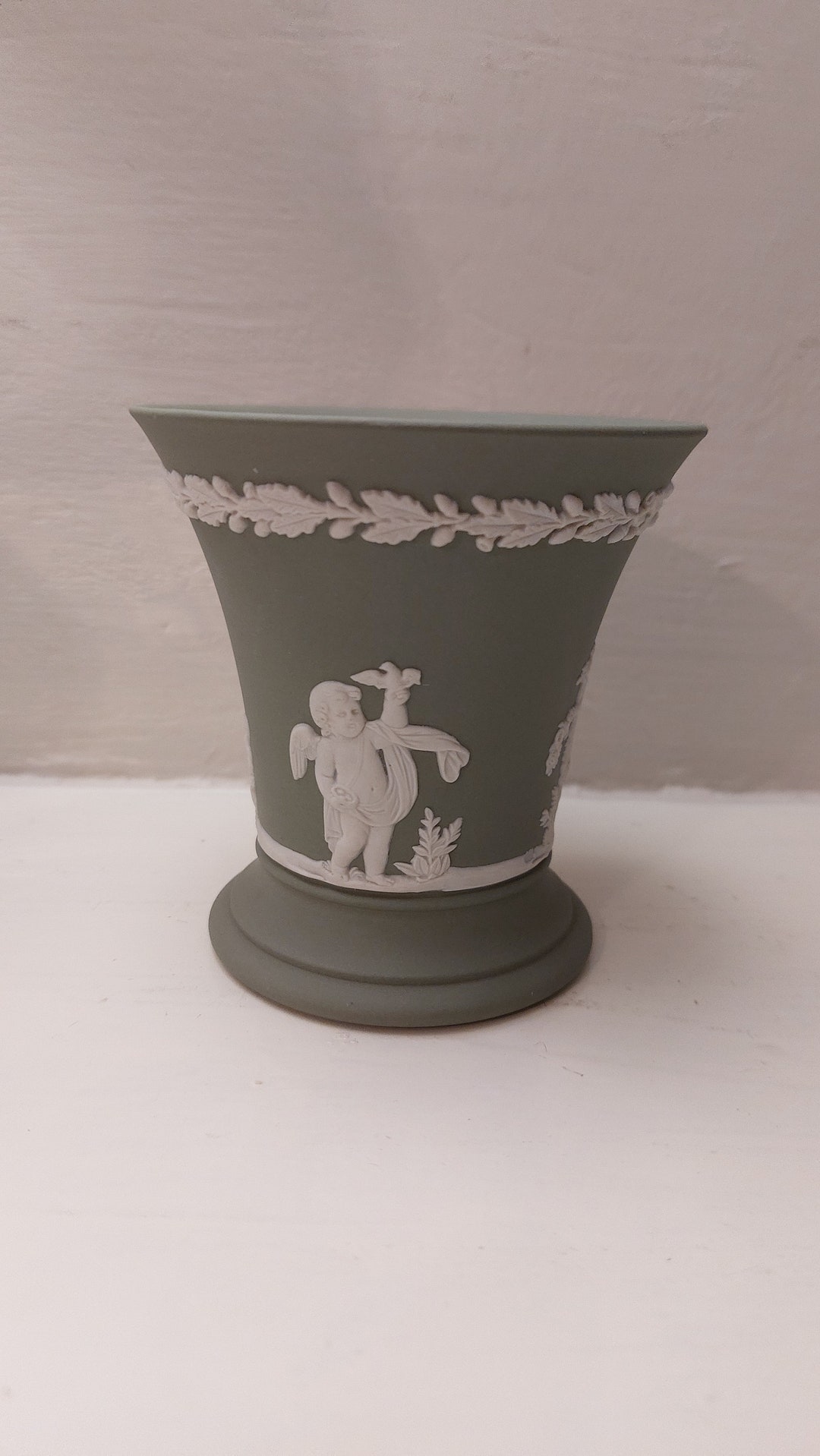 Vintage Wedgwood Green Jasperware Trumpet Vase - Etsy