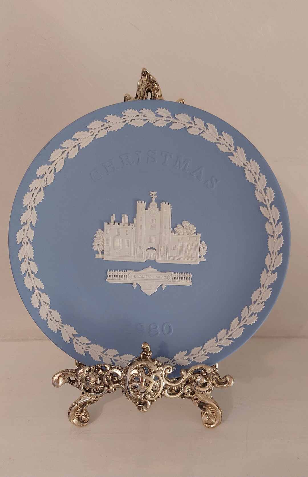 Vintage Wedgwood Blue Jasperware Christmas 1980 8 Picture Plate St ...
