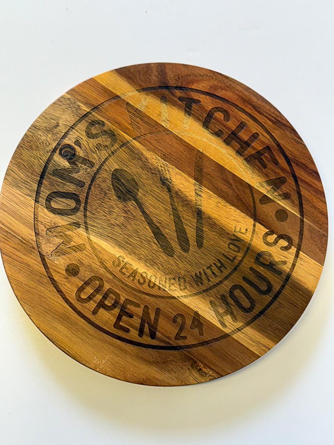 Engraved Acacia Wood Trivet – “mom’s Kitchen” | 9" Round Trivet ...