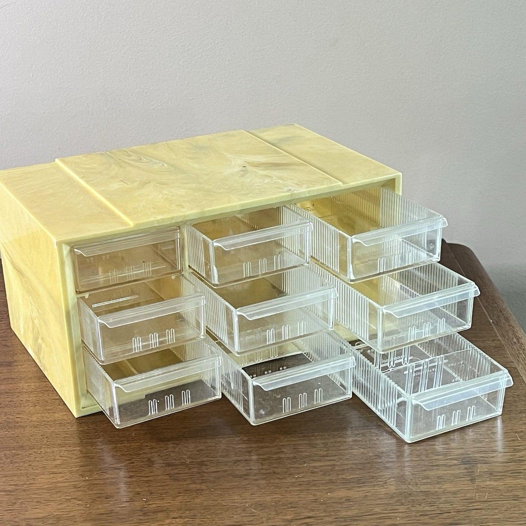 Vintage - 1946 - AKRO-MILS Cream Bakelite 9 Drawer Organizer - Storage ...