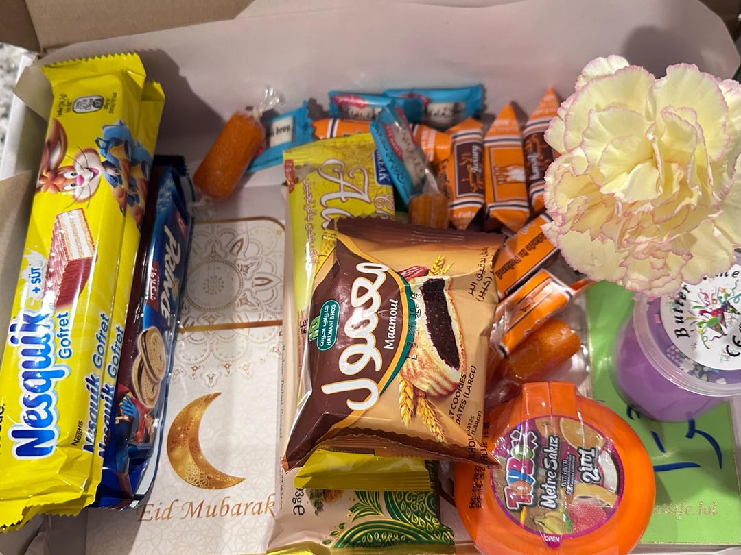 Middle Eastern Snack Box, Halal Snack Box, Halal Sweet Treats, Middle ...