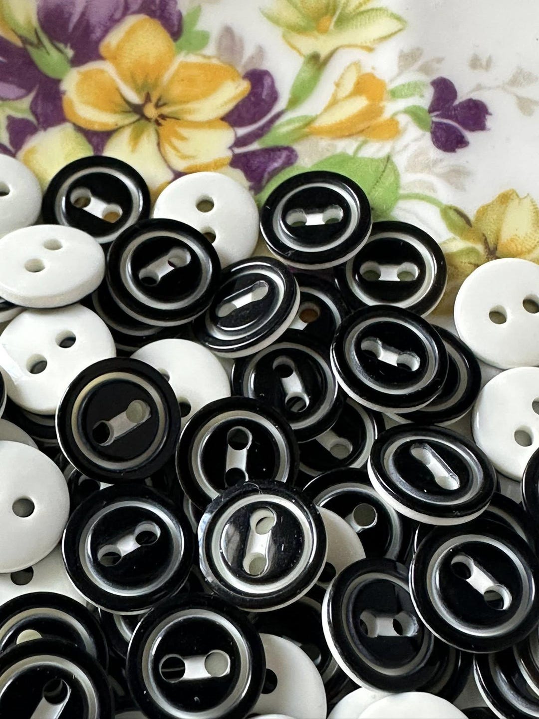 10mm Black and White Stylish Small Buttons - Etsy