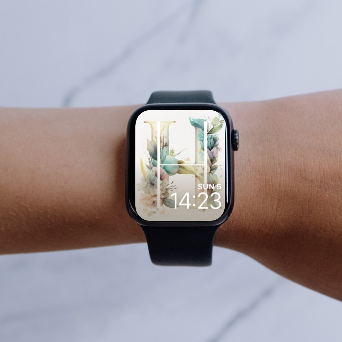 Initial Apple Watch Face, Feminine Watch Face Flowers, Watercolor Apple ...