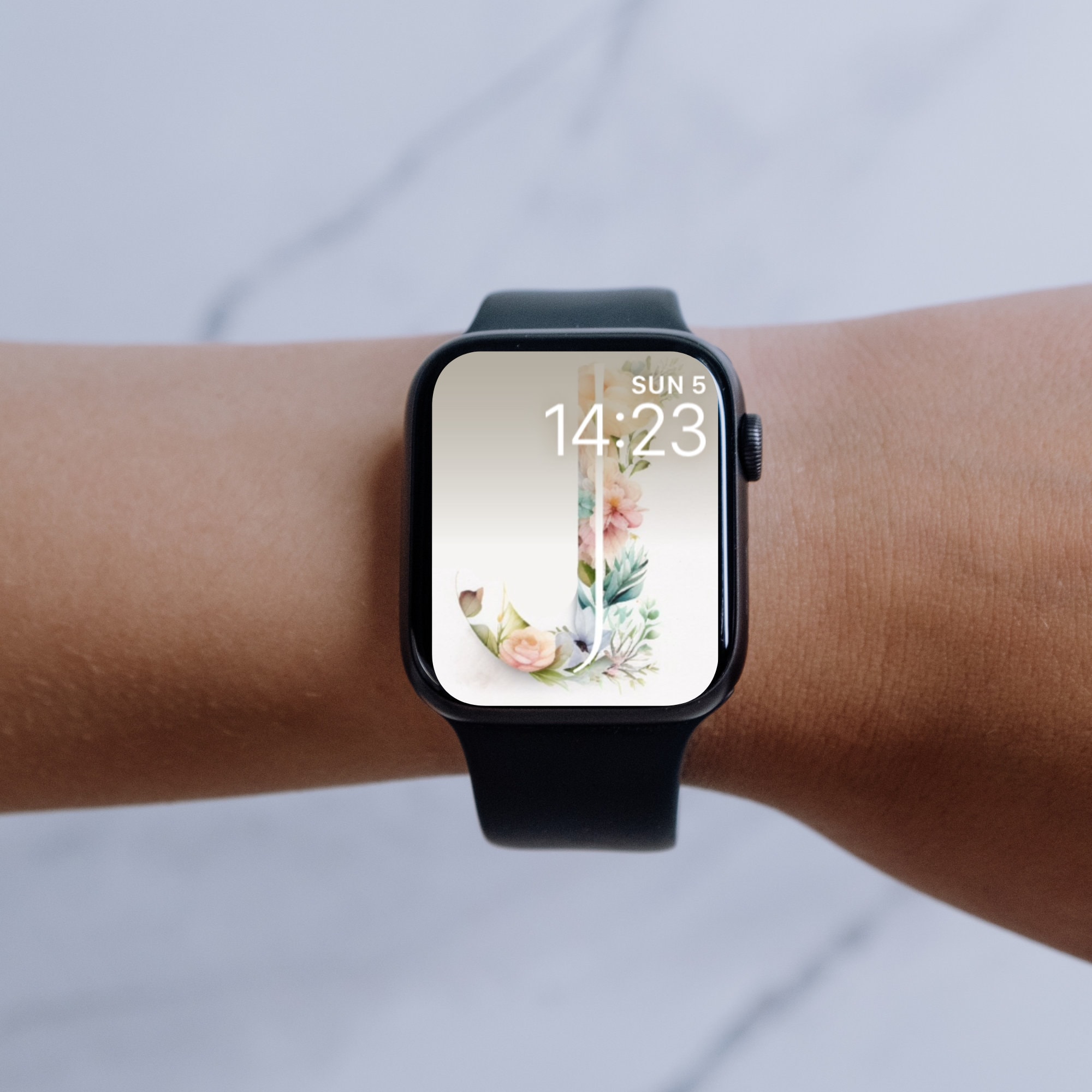 Initial Apple Watch Face, Feminine Watch Face Flowers, Watercolor Apple ...