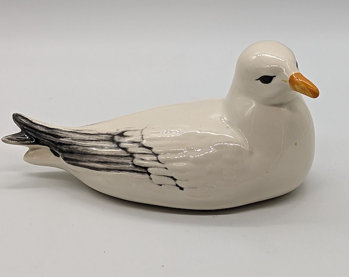Vintage Ceramic Sea Gull Figurine by Joni - A Soaring Tribute to ...