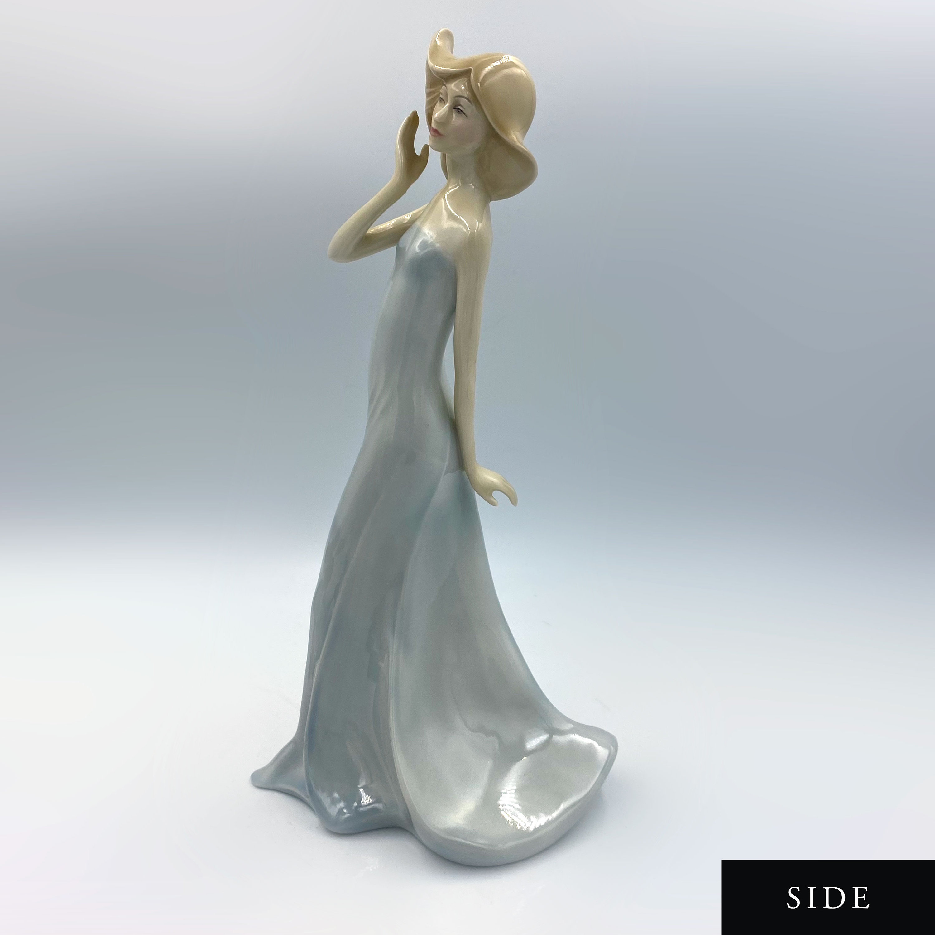 1985 Large 12 Tall Royal Doulton Reflections windswept HN 307 Figurine elegant, Lady, Woman ...