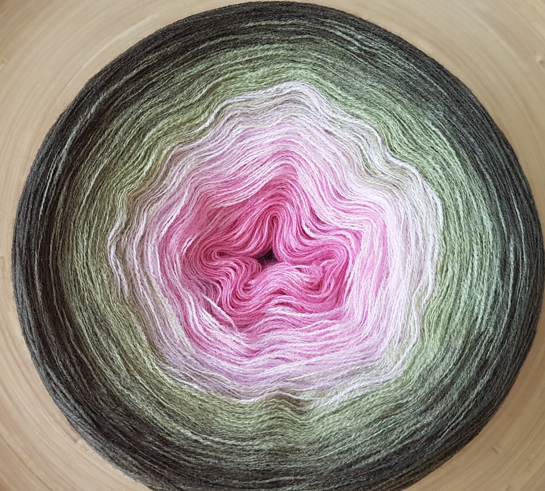 Gradient Cake Yarn, Ombre Yarn Cake, Color Change Yarn, 3 Ply, Ombre ...