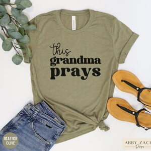This Grandma Prays Christian Grandma Shirt, Blessed Grandma, Religious ...
