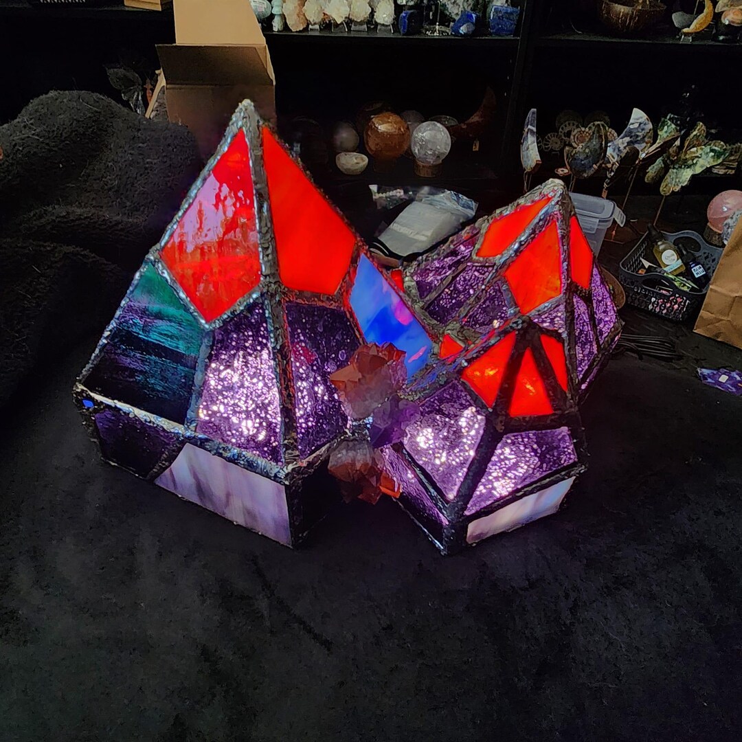 Thunder Crystal Lamp ~stained Glass & Amethyst~ - Etsy