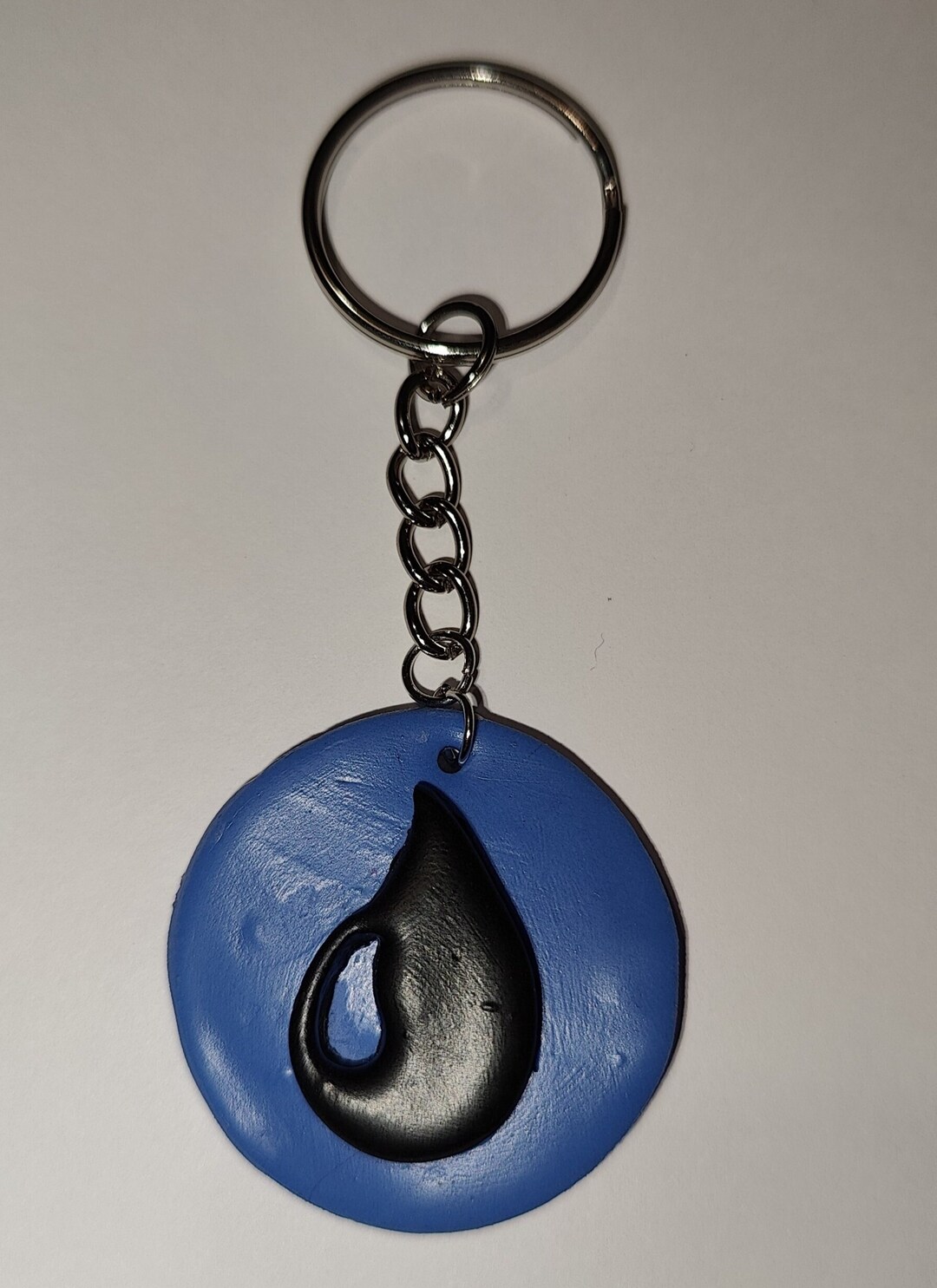 Magic the Gathering Mana Keyring | MTG Mana Land Blue Black Red White ...