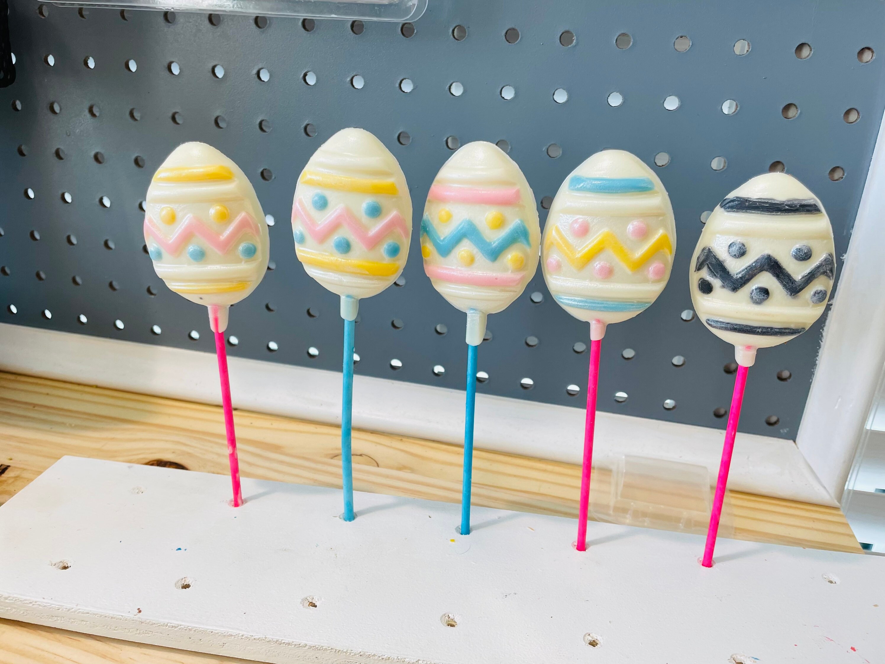 Easter Chocolate Lolli Pop Easter Egg Chocolate Bunny Chocolate Egg ...