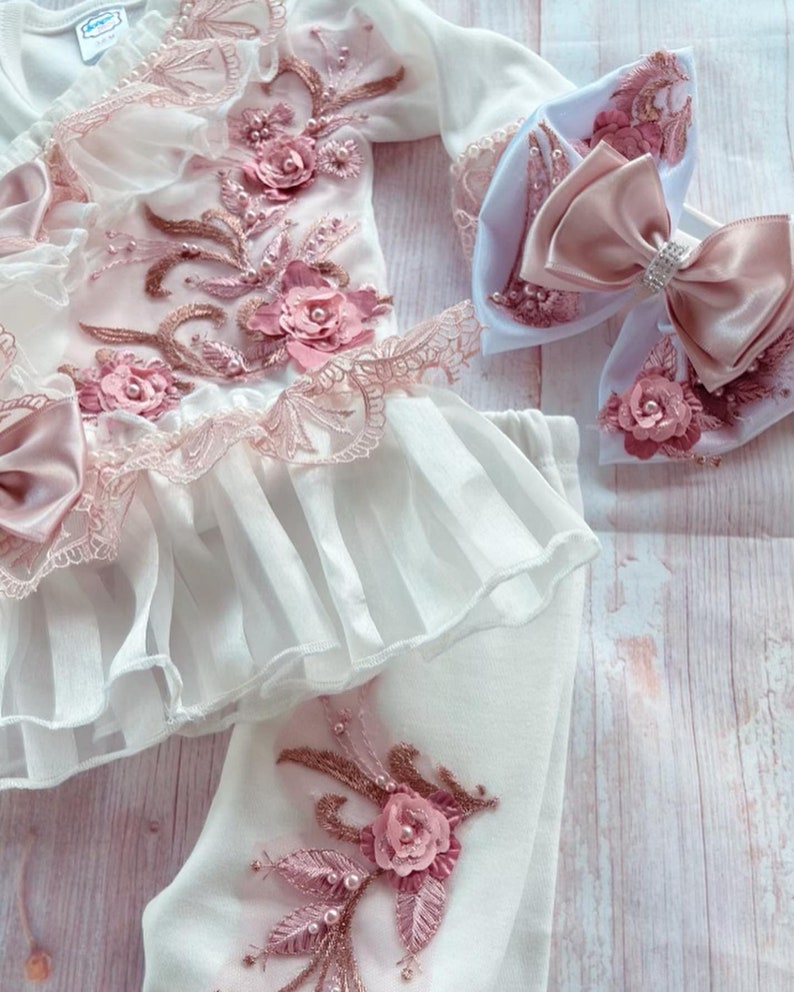 Ruffle Baby Set - Etsy