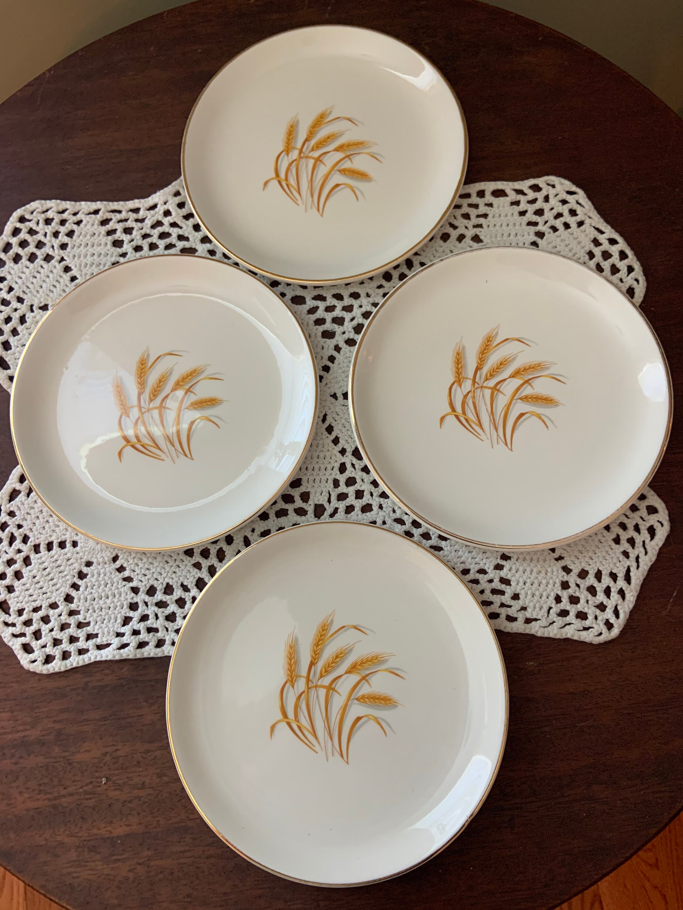 Golden Wheat Dishes 22 Karat Made In Usa