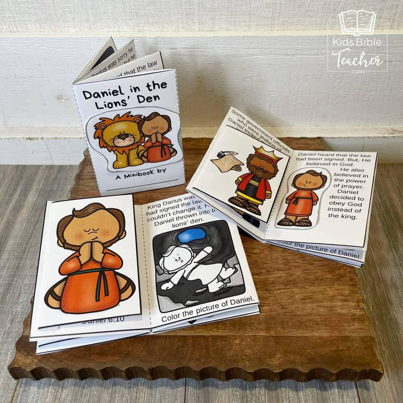 Daniel in the Lions Den Mini Book Craft, Daniel Bible Craft for Kids ...