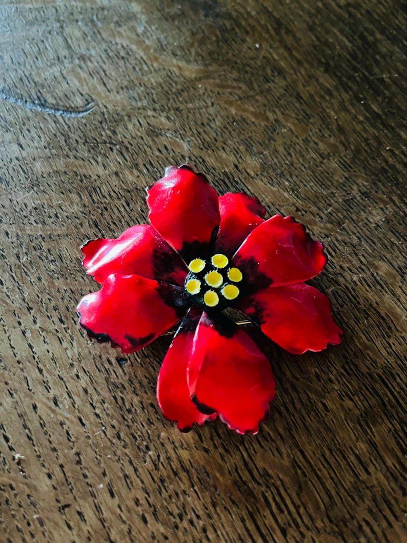 Retro Enamel Pins Butterfly and Flowers - Etsy