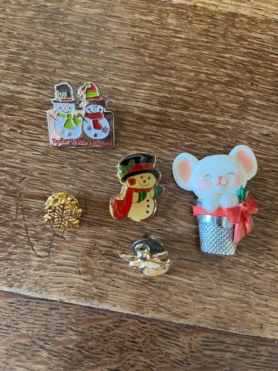 Set of 5 Vintage Christmas Pins Holiday Pins - Etsy