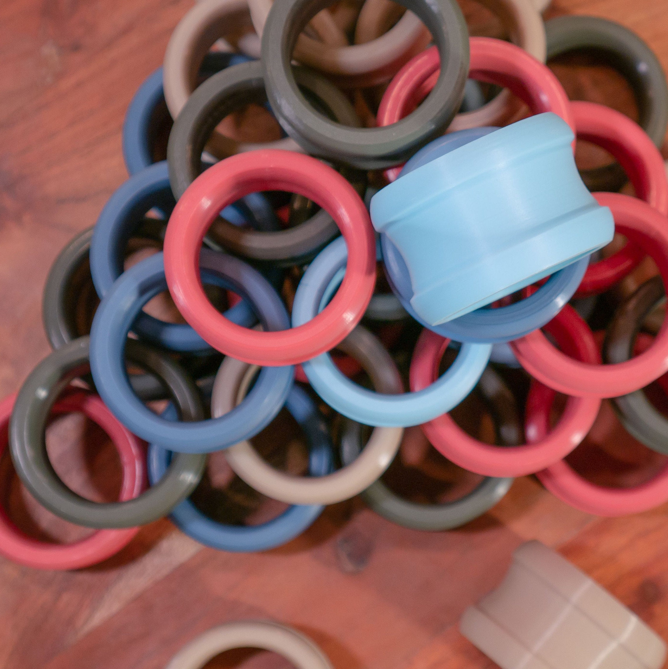 Bistro Napkin Rings - Assorted Colors - by Murphydecorboutique - Etsy