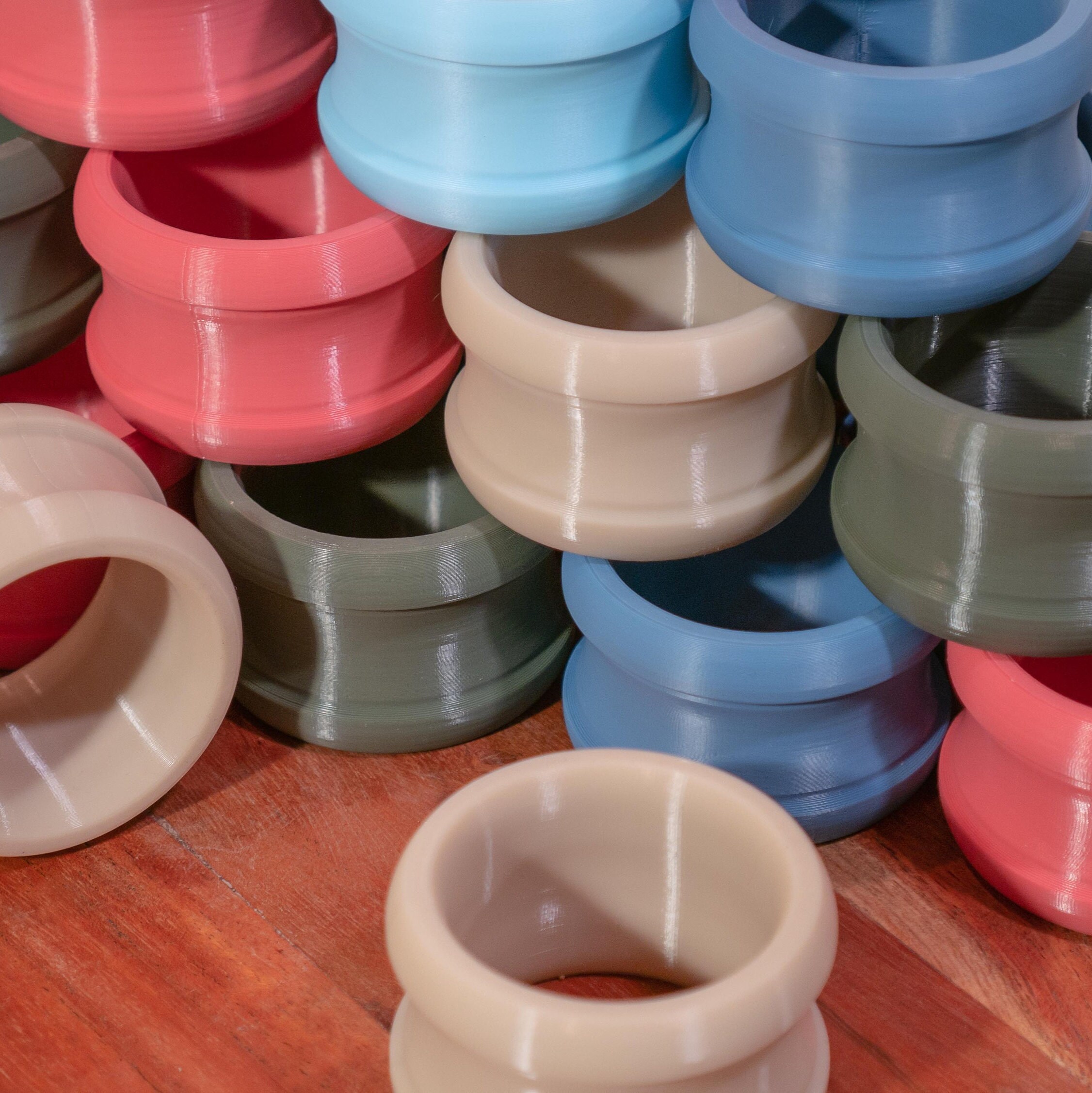 Bistro Napkin Rings - Assorted Colors - by Murphydecorboutique - Etsy