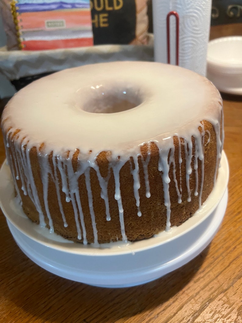 7 Up/lemon Mile High Pound Cake - Etsy