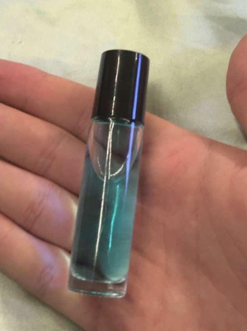 Frutiger Aero Perfume Aesthetic, Refreshing, Webcore, Screensaver ...