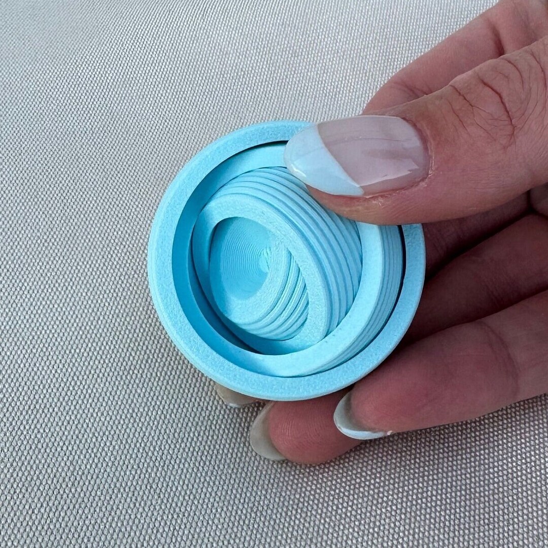 Gyro Fidget Textured Spinner: Silent, Stress-reducing Fidget Toy , and ...