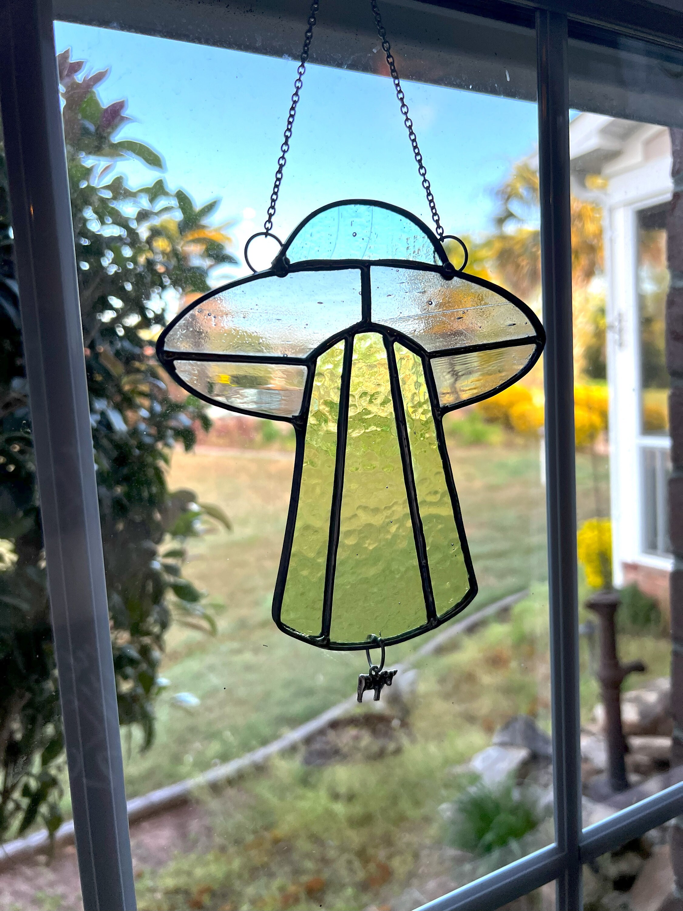 Stained Glass UFO Sun Catcher Stained Glass Alien UFO Glass Wall ...